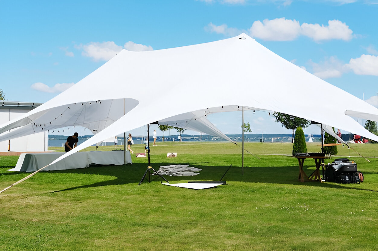How Long Does It Take to Set Up a Tent for an Event? - Rentastic Party ...