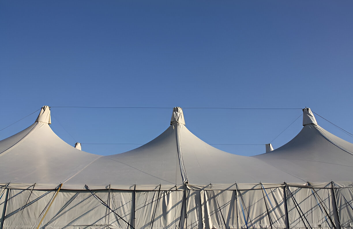 How Long Does It Take to Set Up and Take Down a Tent? - Rentastic Party ...
